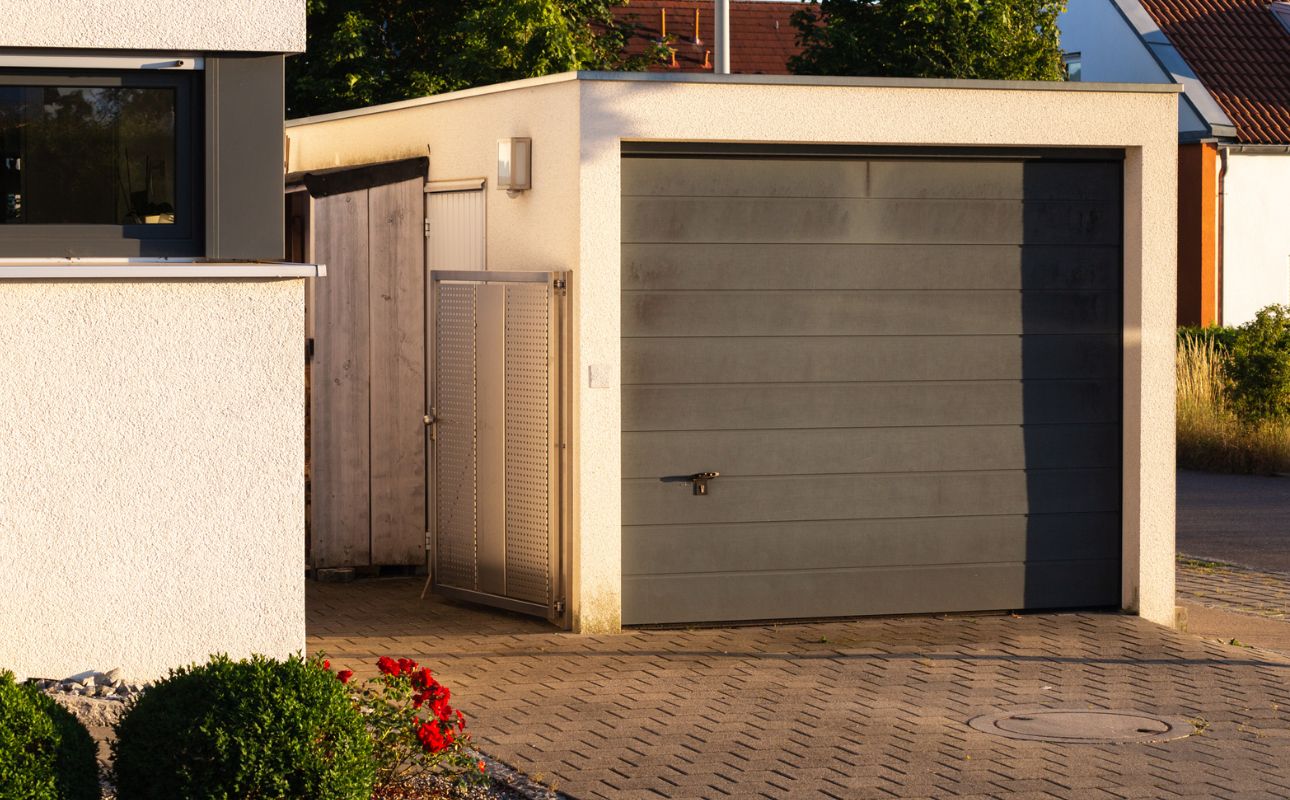 When Does A Carport Become A Garage? (Quick Guide) - TheHomeWiser